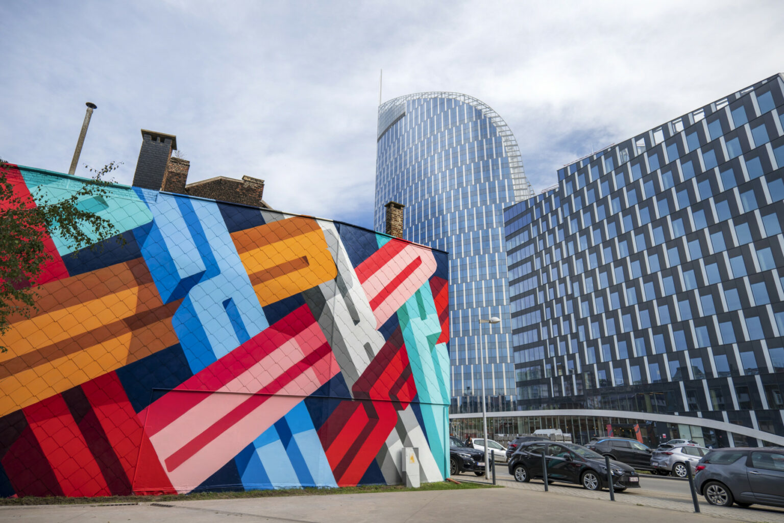 UNE NOUVELLE FRESQUE MURALE SIGNÉE PAR L'ARTISTE PREF à la Gare des ... UNE NOUVELLE FRESQUE MURALE SIGNÉE PAR L'ARTISTE PREF à la Gare des ...